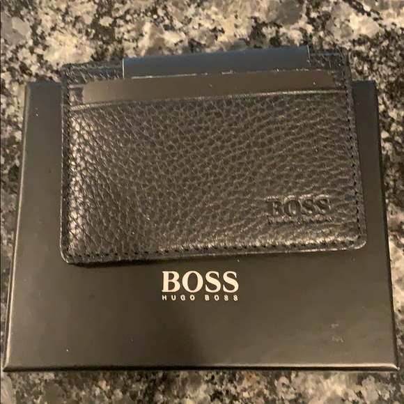 Hugo Boss | Accessories | Hugo Boss Textured Leather Card Case Never ...